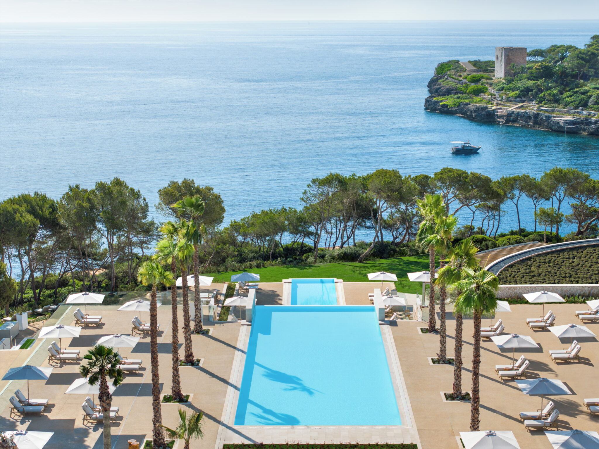 5 star all-Inclusive hotel resort in Mallorca, Spain | Ikos Porto Petro